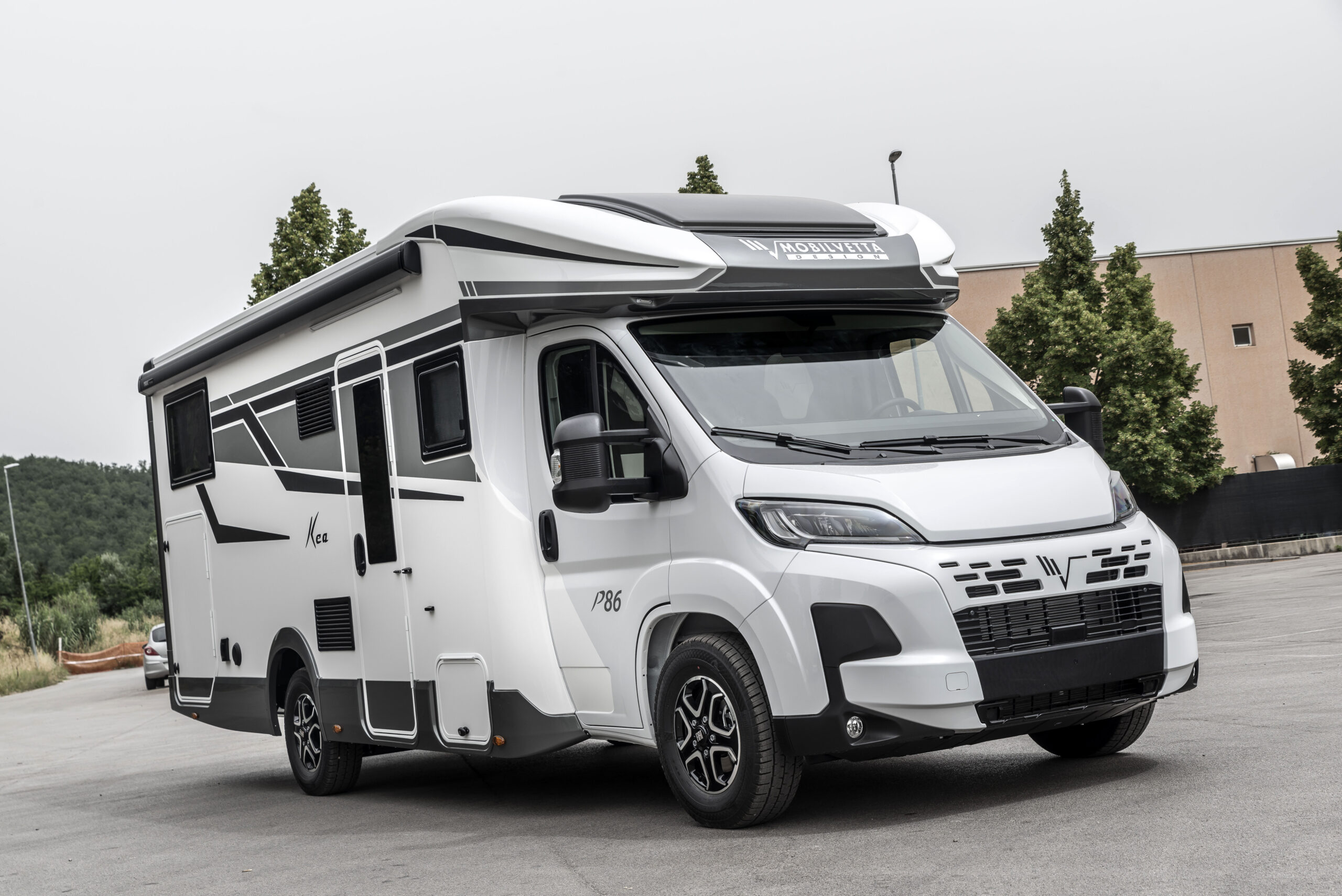 DOTAZIONI ADMIRAL - Mobilvetta